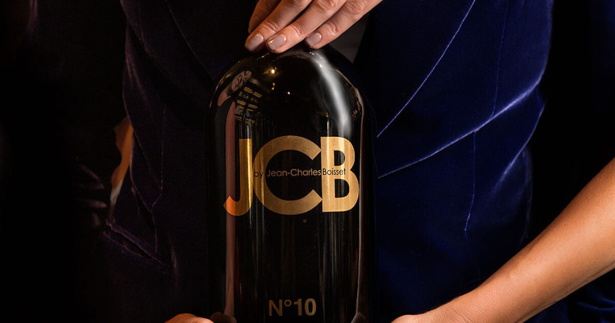 JCB Collection | JCB LIVE